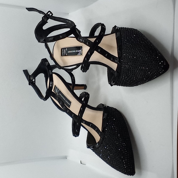 INC International Concepts | Shoes | Inc Black Strappy Shoes With Black ...